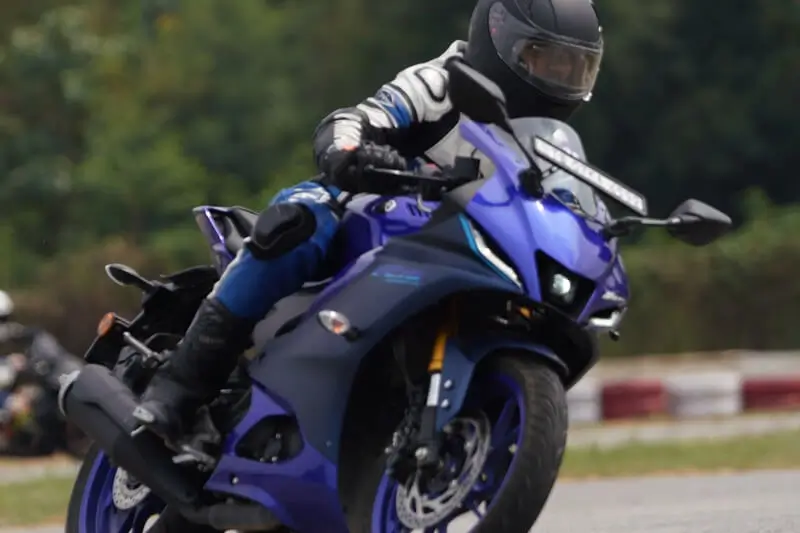 Experience Riding on a Race Track - Track Day | Yamaha Motor India