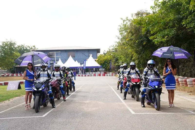 Experience Riding on a Race Track - Track Day | Yamaha Motor India