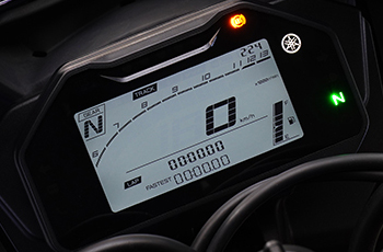 R15 M R15M Price, Specifications, Features, Images | India Yamaha Motor